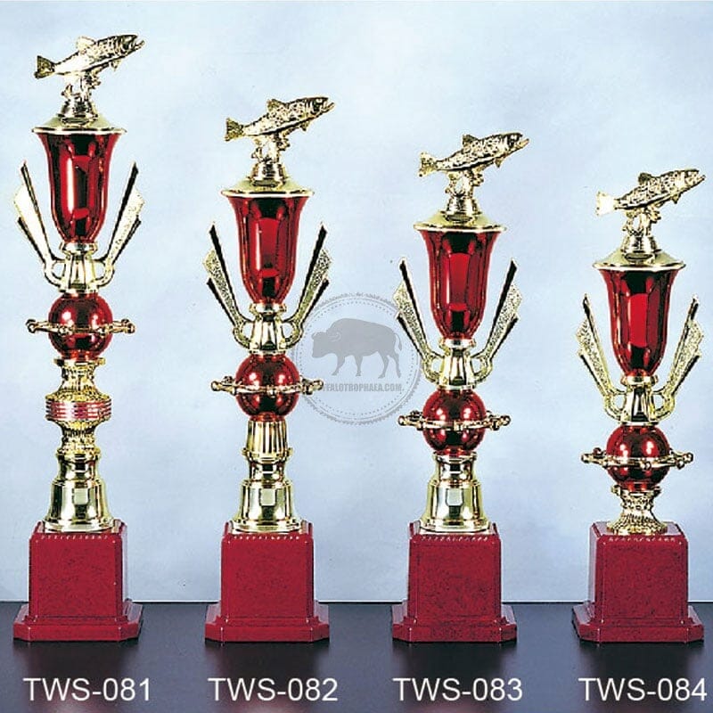 Single-Post Knight Trophies 081 - Buffalo Trophaea